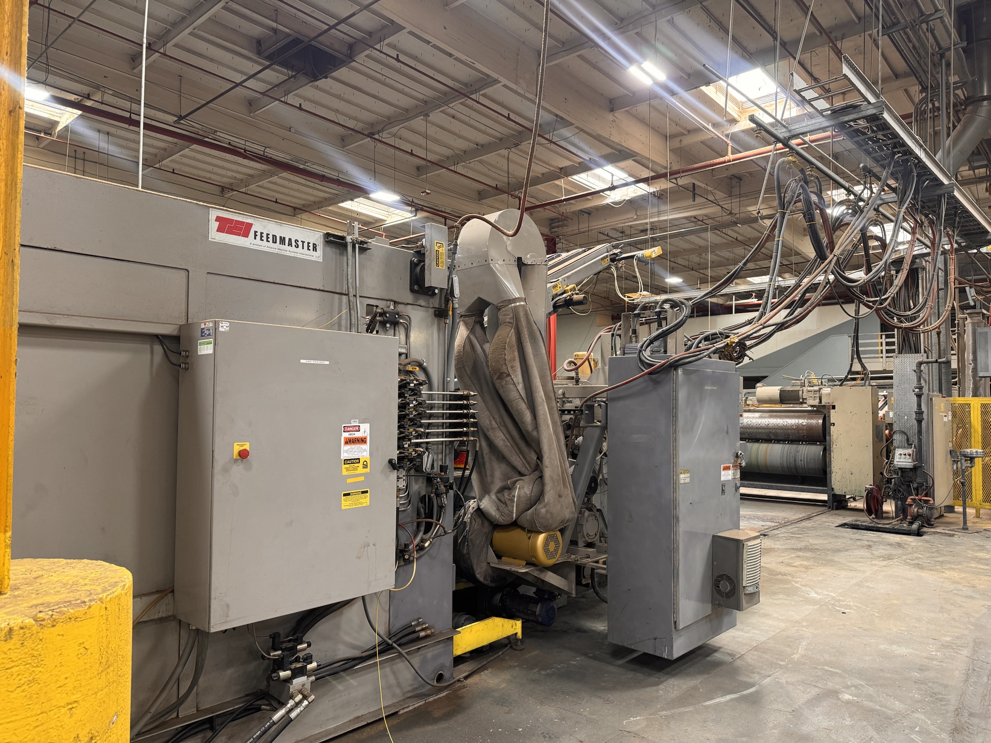 For Sale: 72 x 125 TEI Pre-Feeder – Thacker Sales Inc.